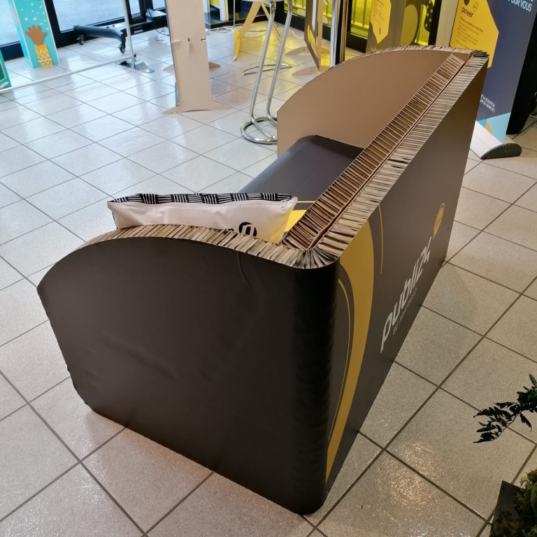 Canapé en carton personnalisable