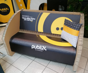 Canapé en carton personnalisable