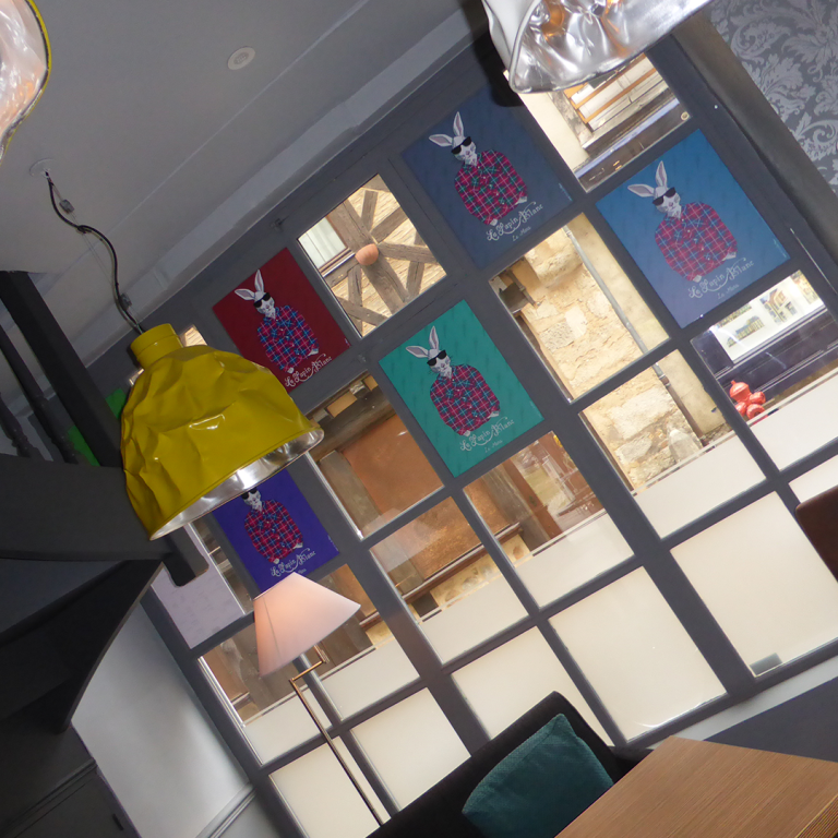 Enseigne et signalétique - Bar restaurant Le Lapin Blanc